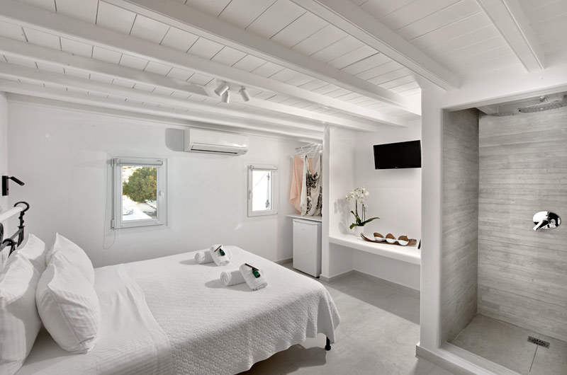 Mykonos Accommodation - Mariettas Mykonos Accommodation in Mykonos Town
